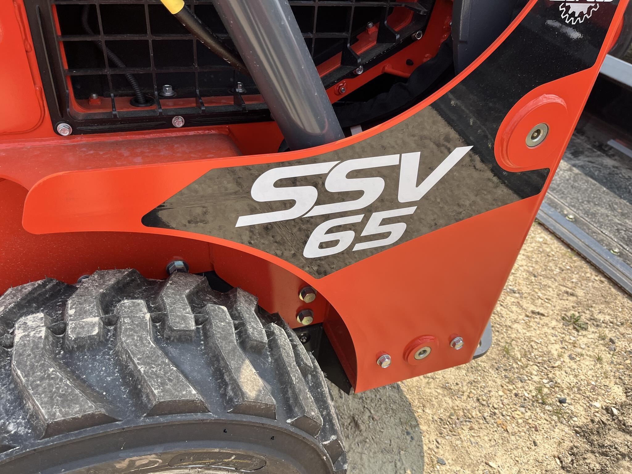 2025 Kubota SSV65 Skid Steer - $Call | Machinery Pete