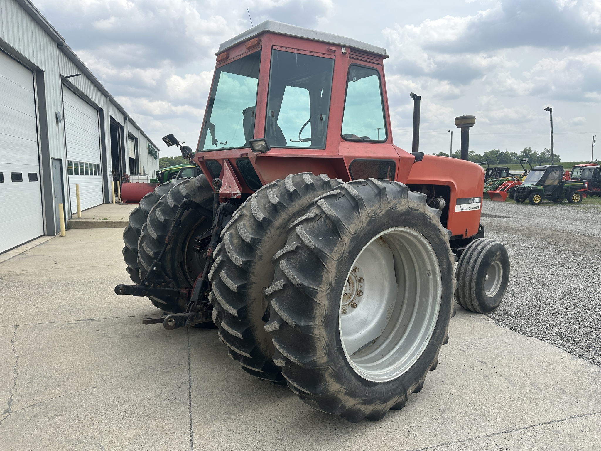 1977 Allis Chalmers 7040 Tractor - $9,350 | Machinery Pete