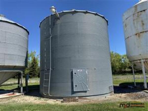 Used Grain Bins for Sale - 55 Listings | Machinery Pete