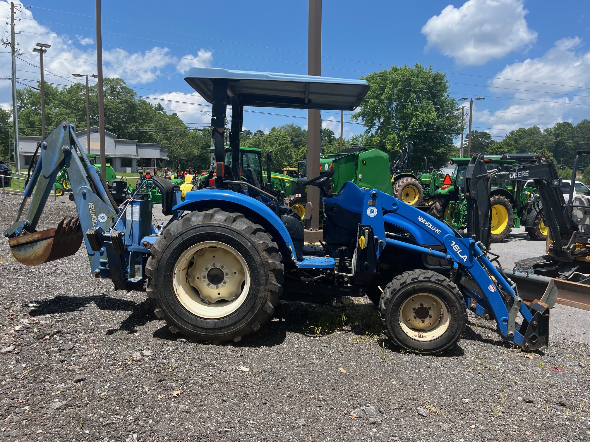 New Holland TC40D Tractor - $14,500 | Machinery Pete