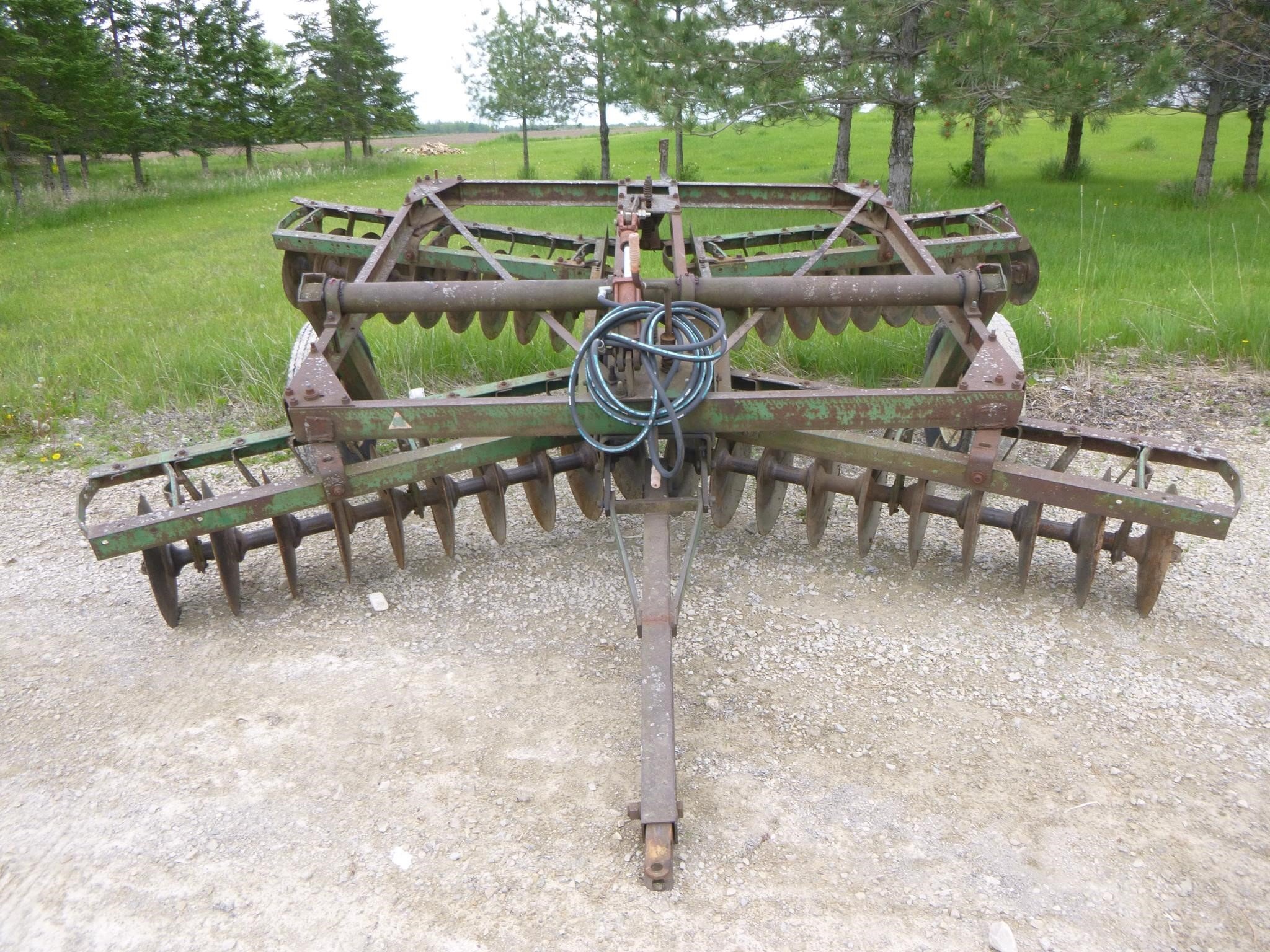 Oliver 252 Disk - $1,850 | Machinery Pete