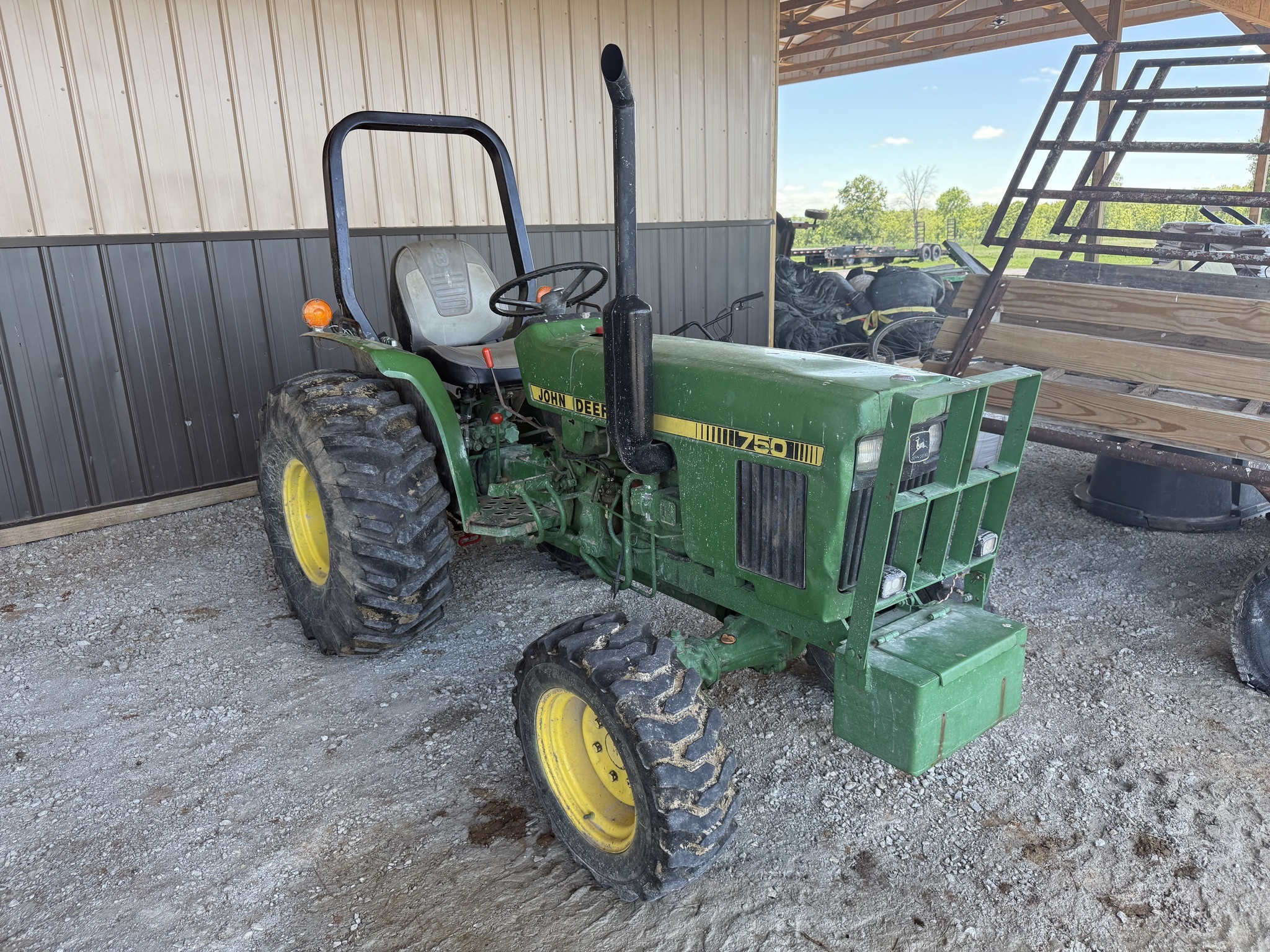 1988 John Deere 750 Tractor - $4,400 | Machinery Pete