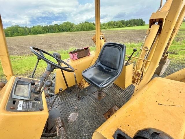 1979 Ford 555 Backhoe - $14,900 | Machinery Pete