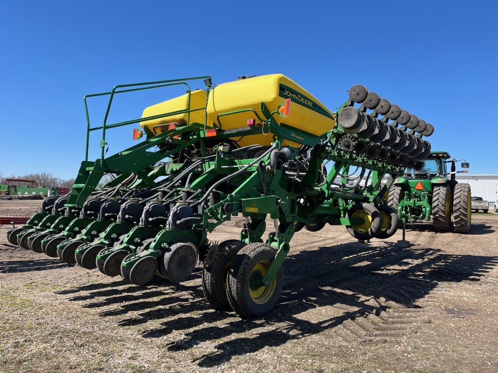 2004 John Deere 1790 Planter - $59,870 | Machinery Pete