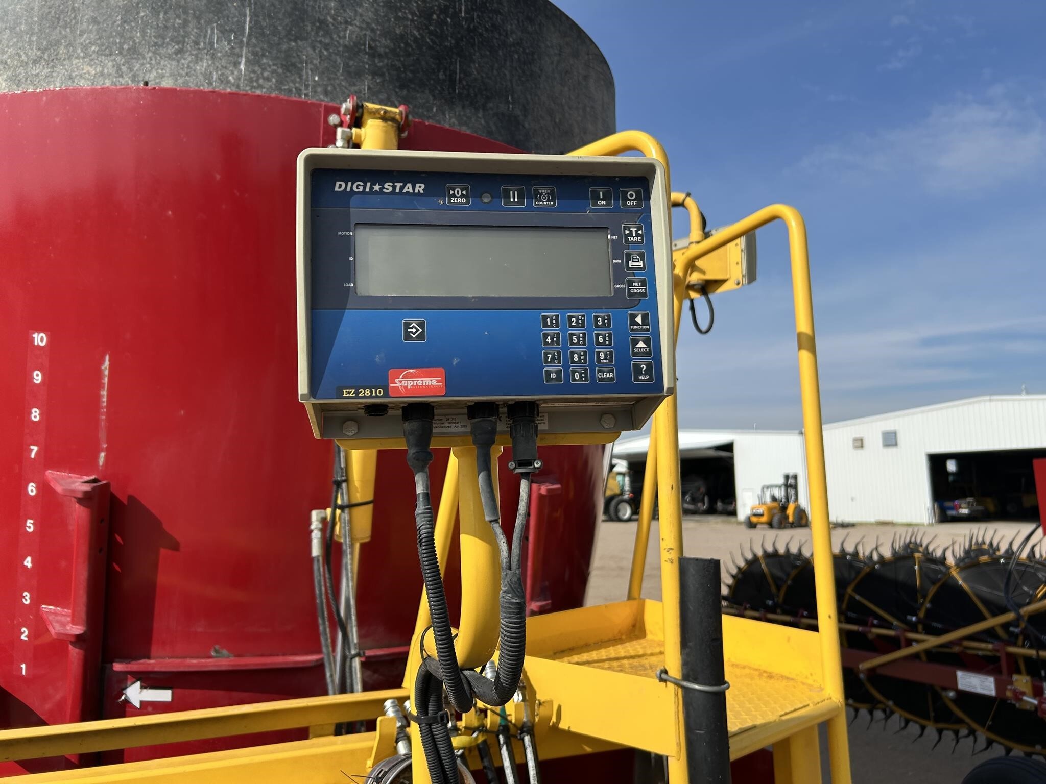 Supreme International 700T Grinders and Mixer - $55,000 | Machinery Pete