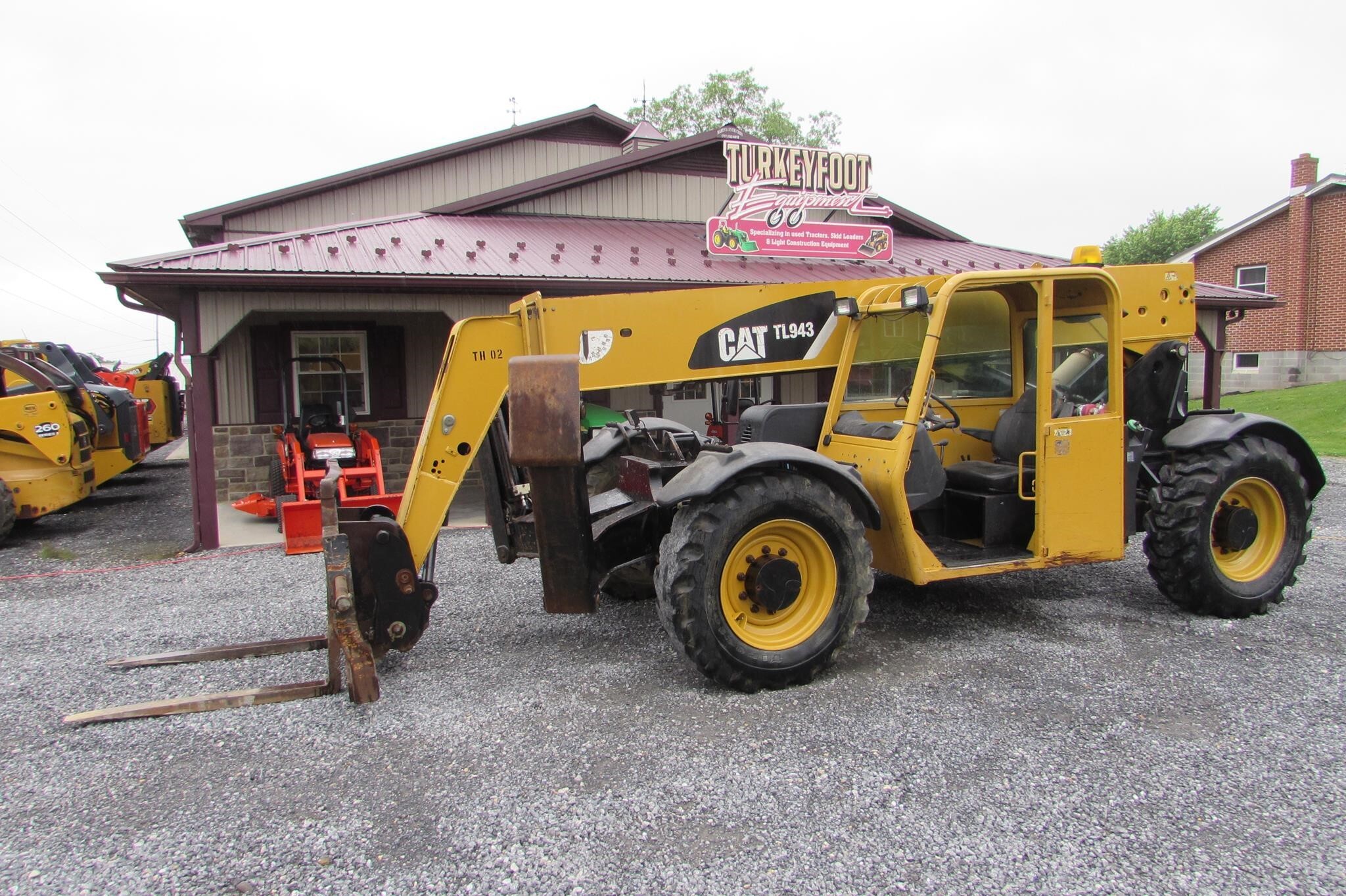 Caterpillar TL943 Telehandler - $29,900 | Machinery Pete