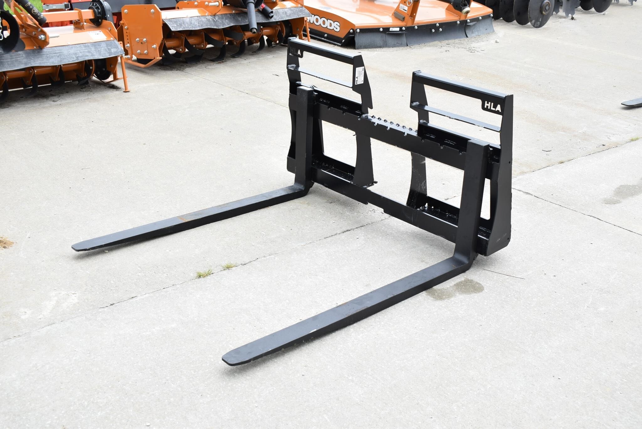 2025 HLA 48" Forks Loader and Skid Steer Attachment - $847 | Machinery Pete