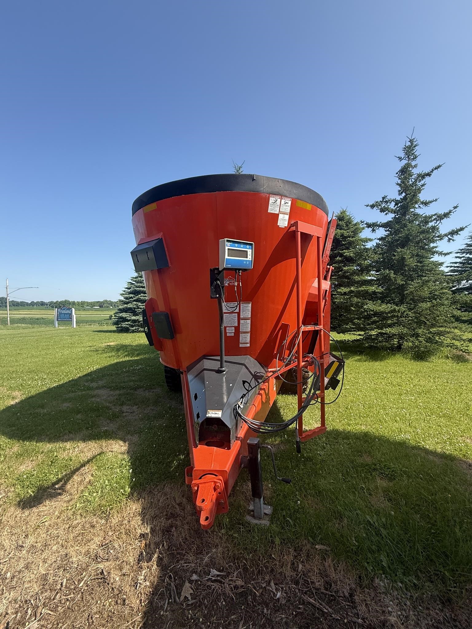 Kuhn Knight VT168 Grinders and Mixer - $28,500 | Machinery Pete