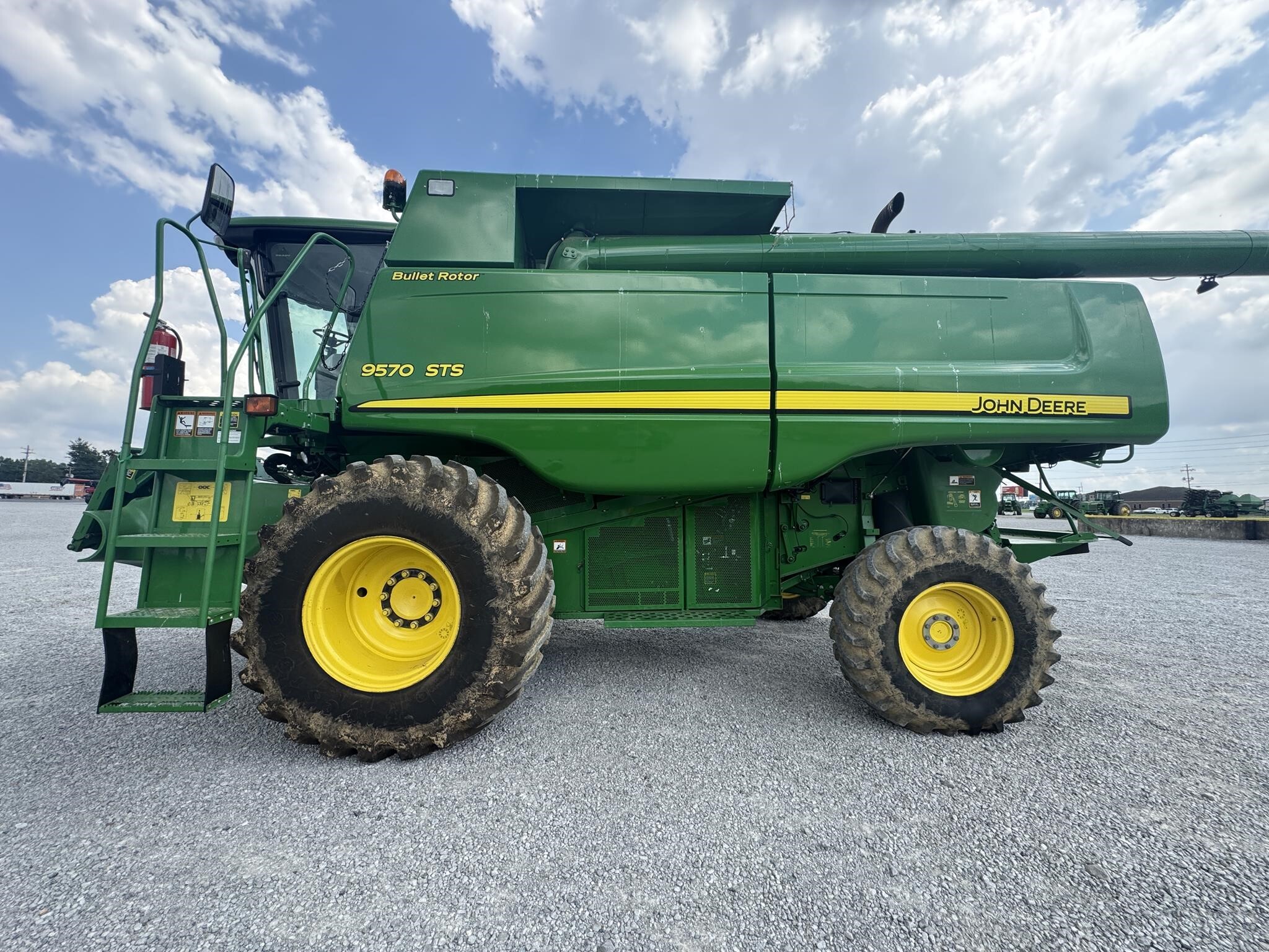 2011 John Deere 9570 STS Combine - $82,500 | Machinery Pete