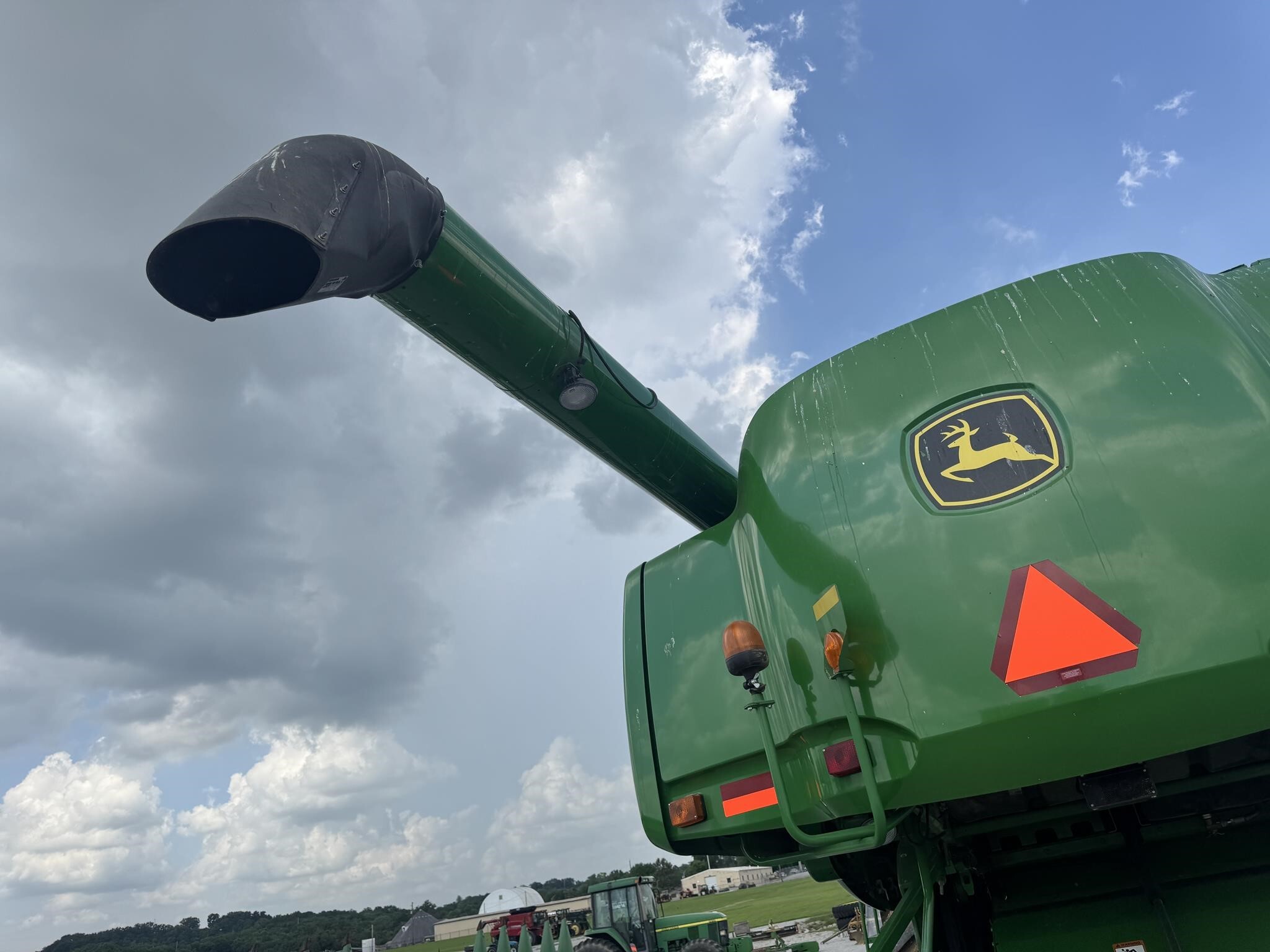 2011 John Deere 9570 STS Combine - $82,500 | Machinery Pete