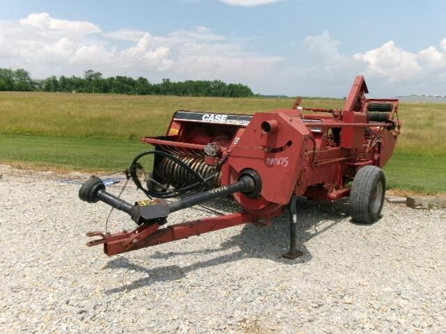 International 435 Small Square Baler - $4,950 | Machinery Pete
