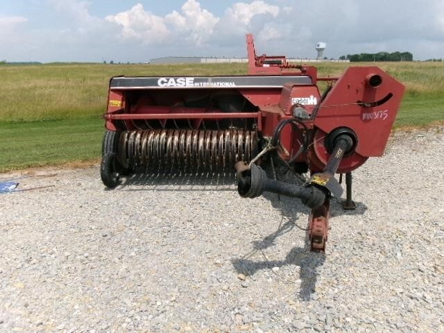 International 435 Small Square Baler - $4,950 | Machinery Pete