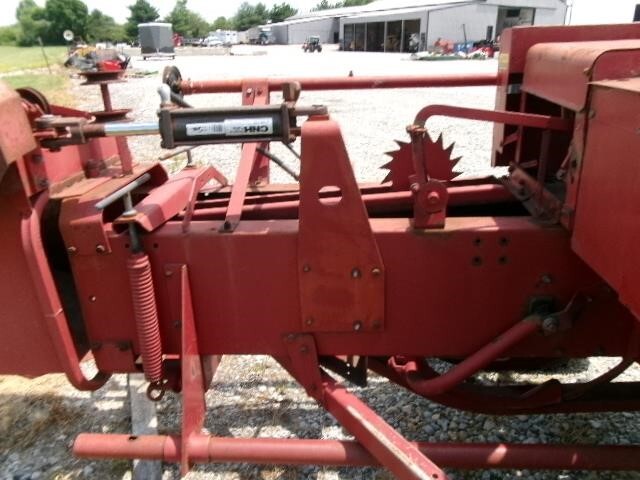 International 435 Small Square Baler - $4,950 | Machinery Pete
