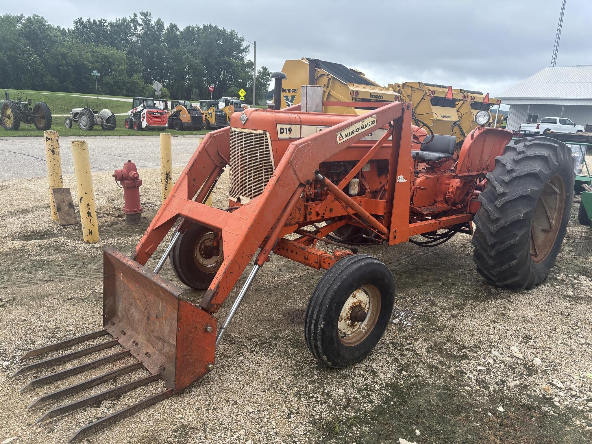 1963 Allis Chalmers D19 Tractor - $5,500 | Machinery Pete