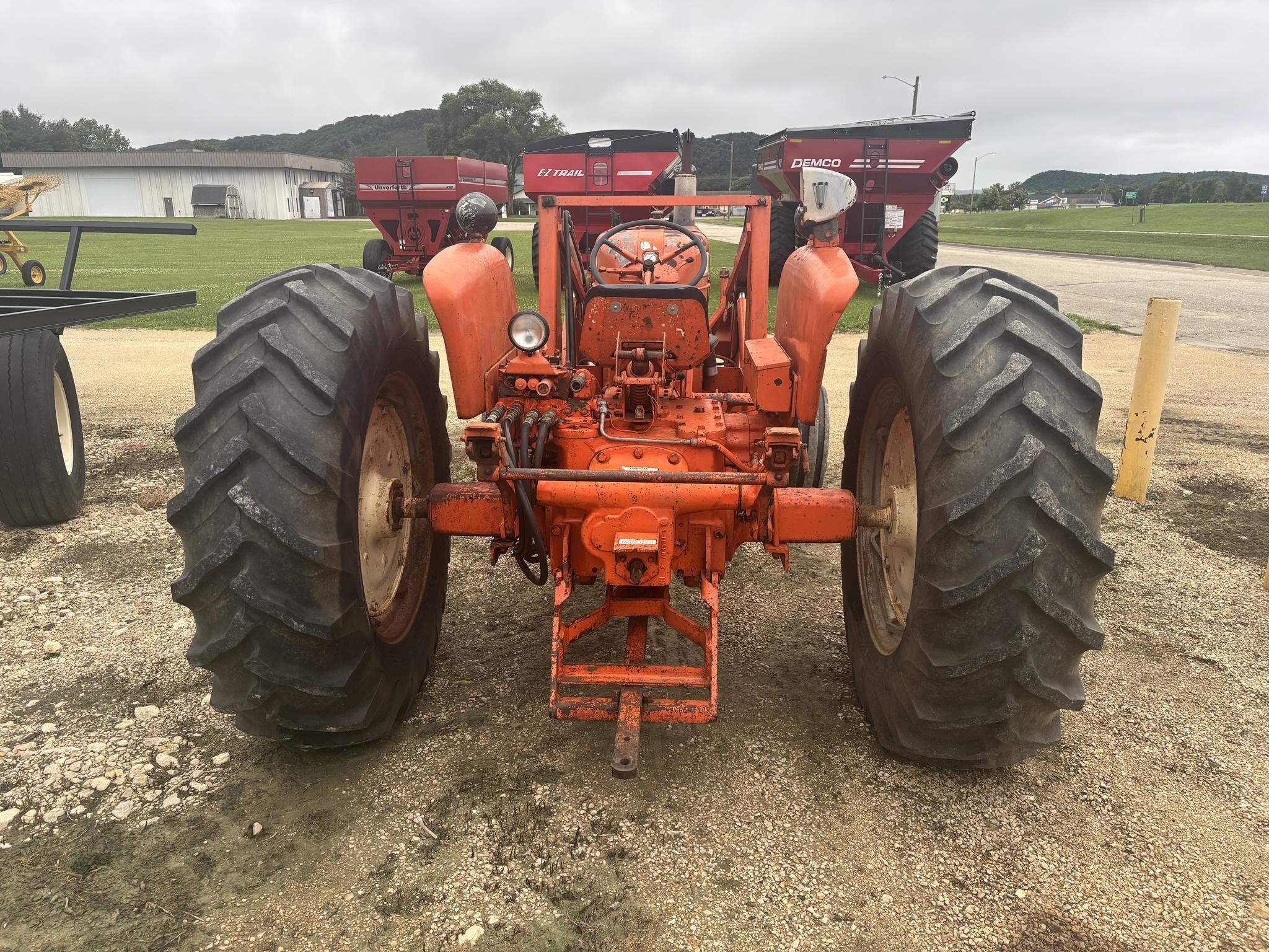 1963 Allis Chalmers D19 Tractor - $5,500 | Machinery Pete