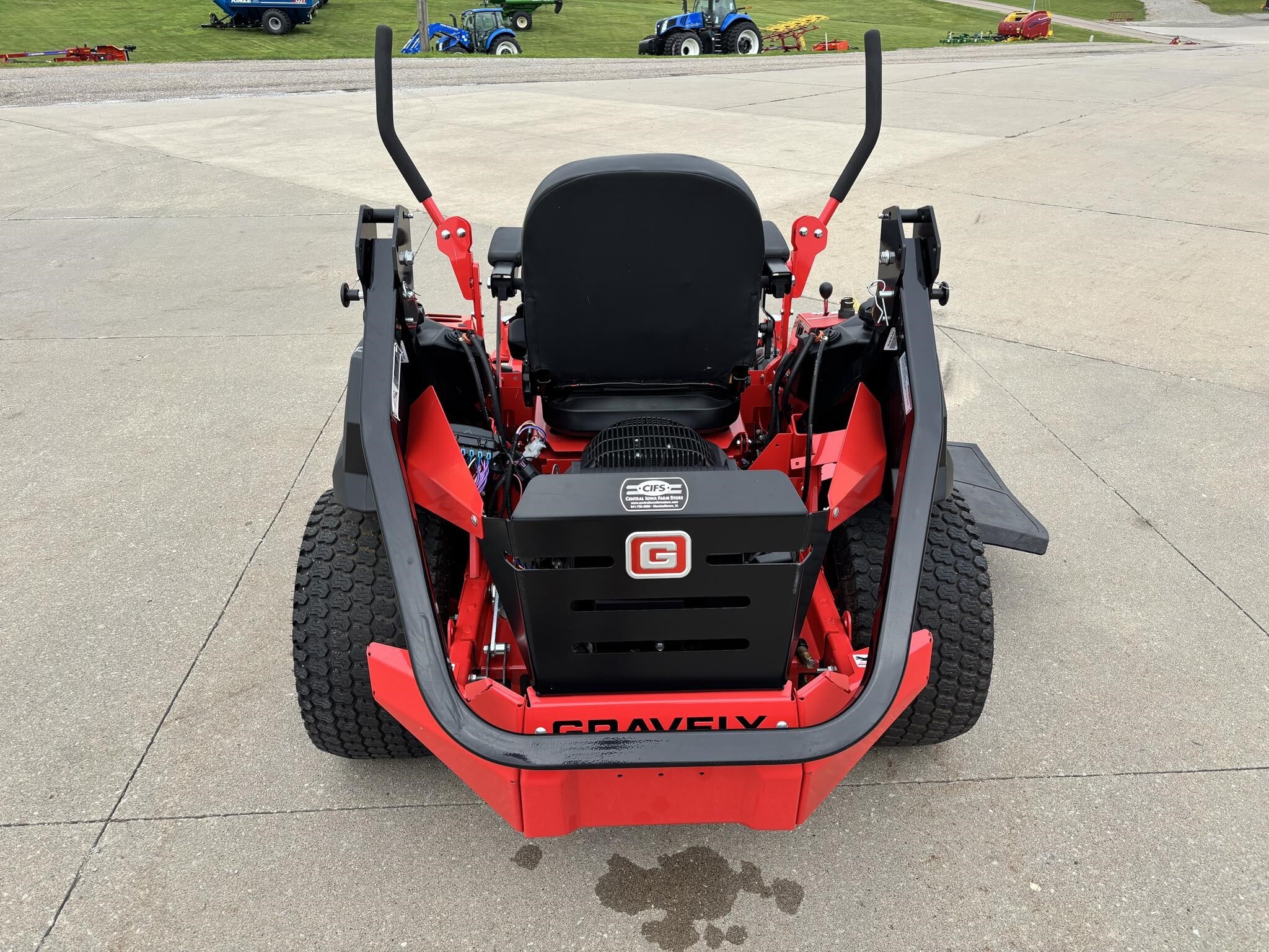 2023 Gravely PROTURN 360 Lawn Mower - $10,500 | Machinery Pete