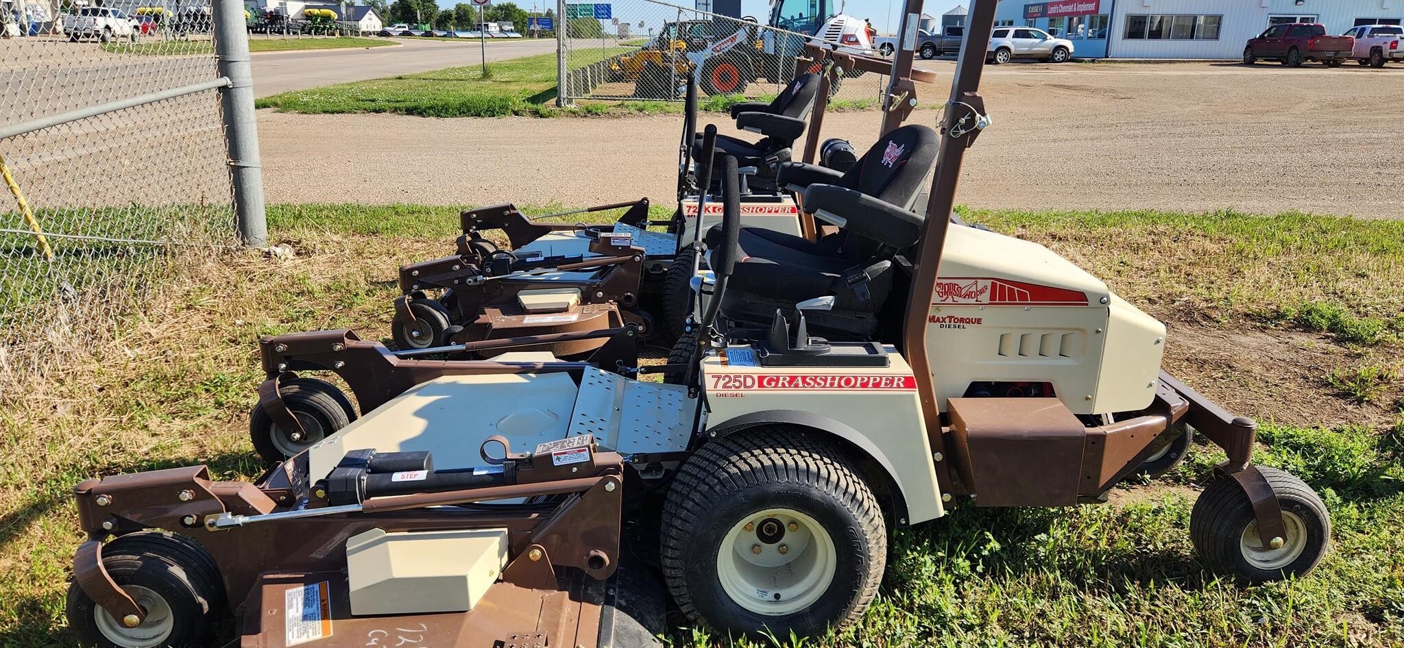 2025 Grasshopper 725D Lawn Mower - $21,000 | Machinery Pete
