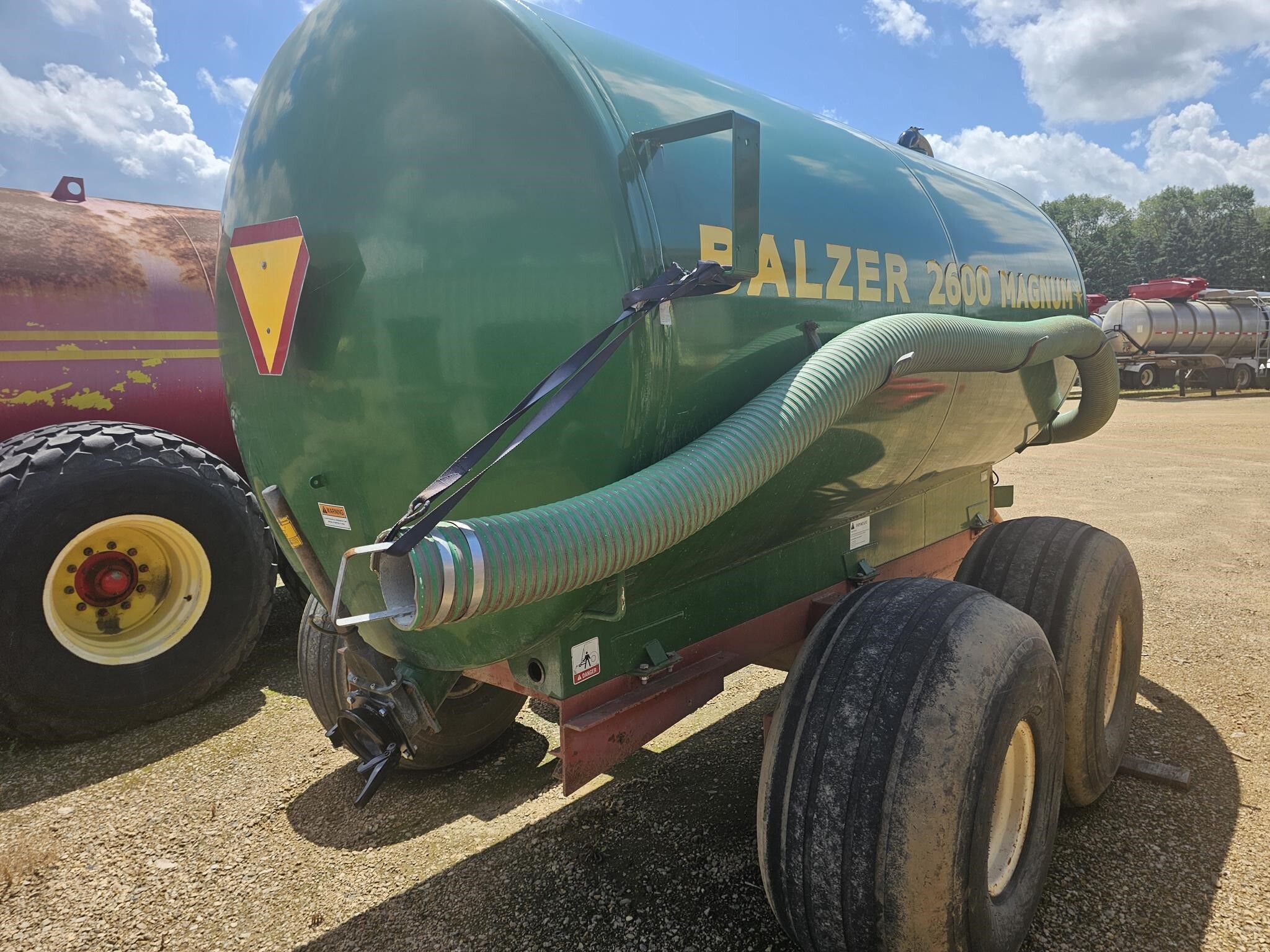 Balzer 2600 Magnum Manure Spreader - $Call | Machinery Pete