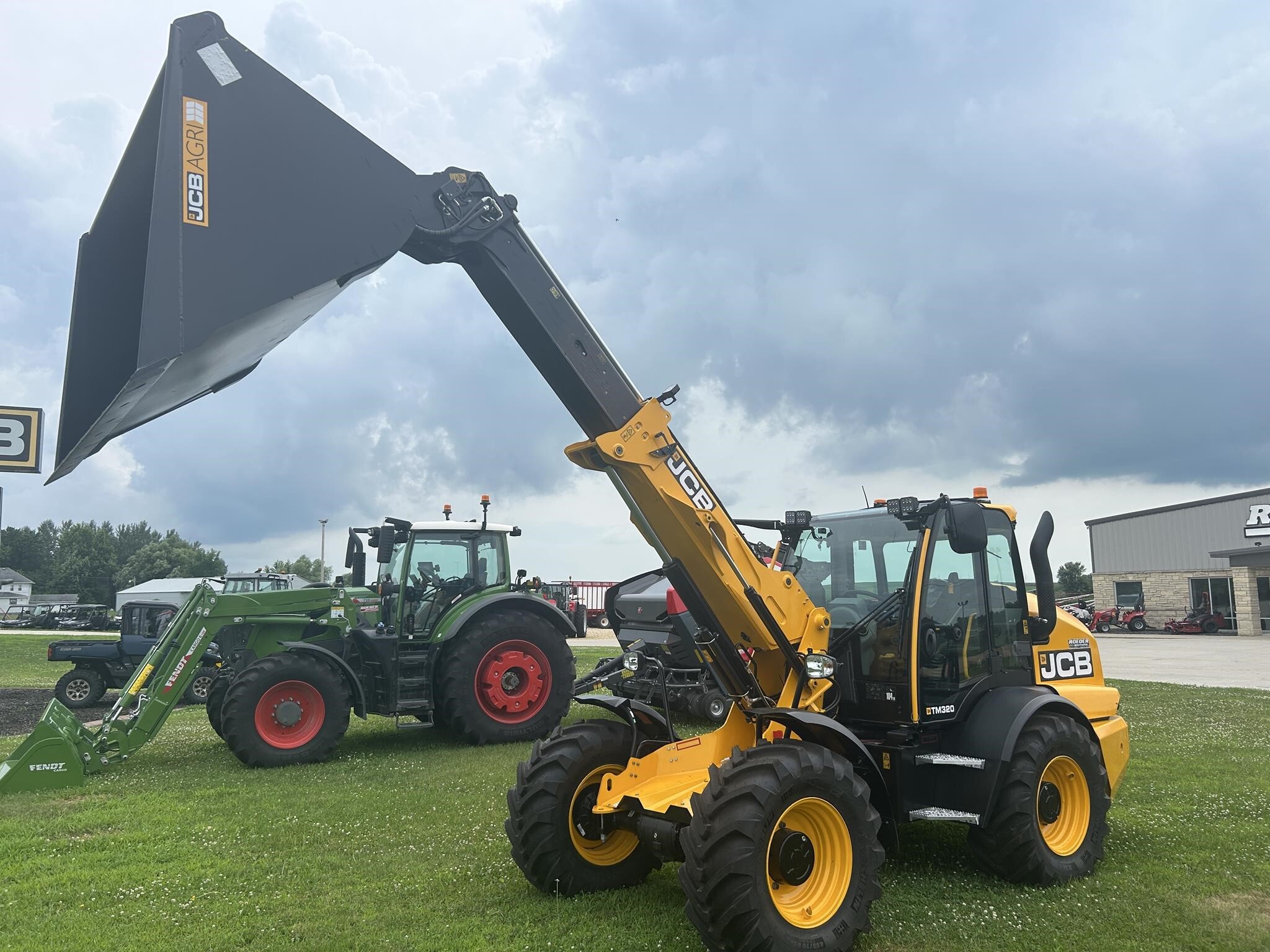 2025 JCB TM320 Wheel Loader - $Call | Machinery Pete