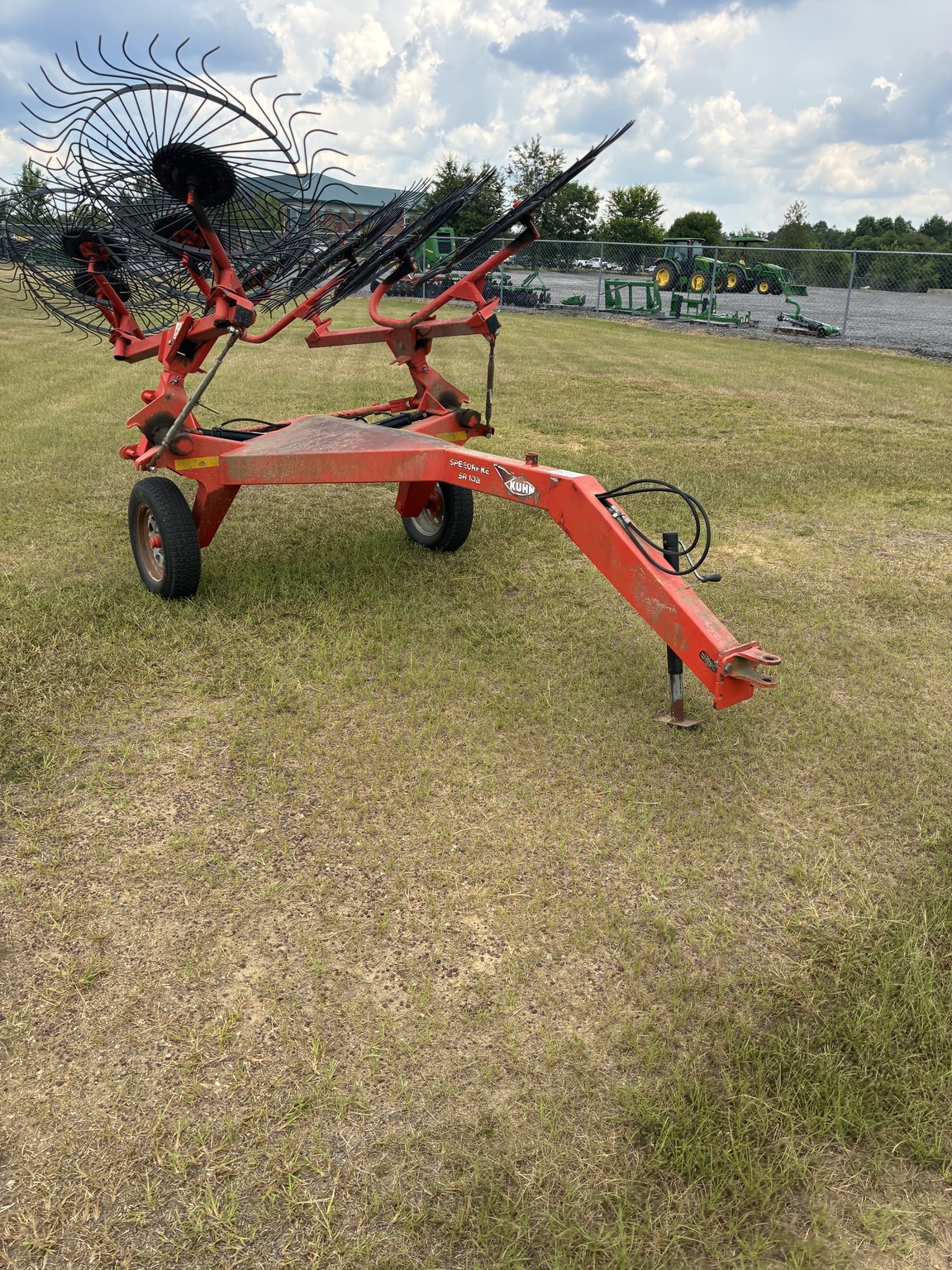 2011 Kuhn SR110 Rake - $3,150 | Machinery Pete