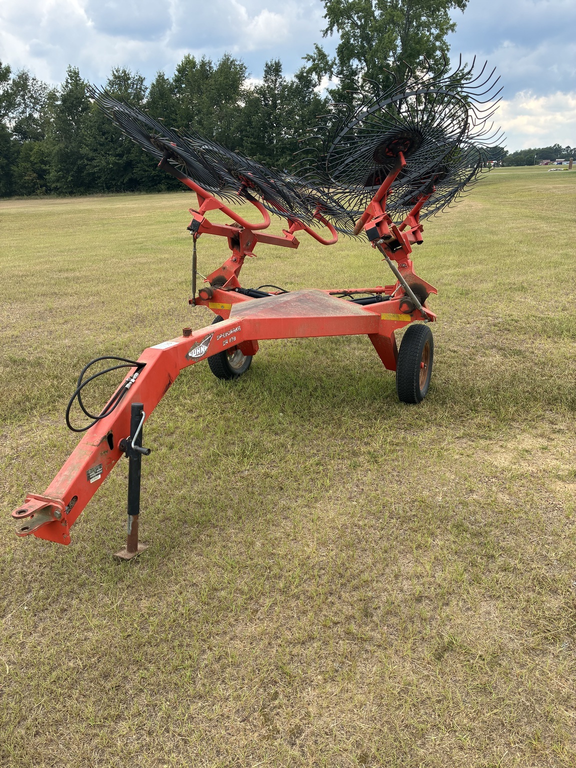 2011 Kuhn SR110 Rake - $3,150 | Machinery Pete