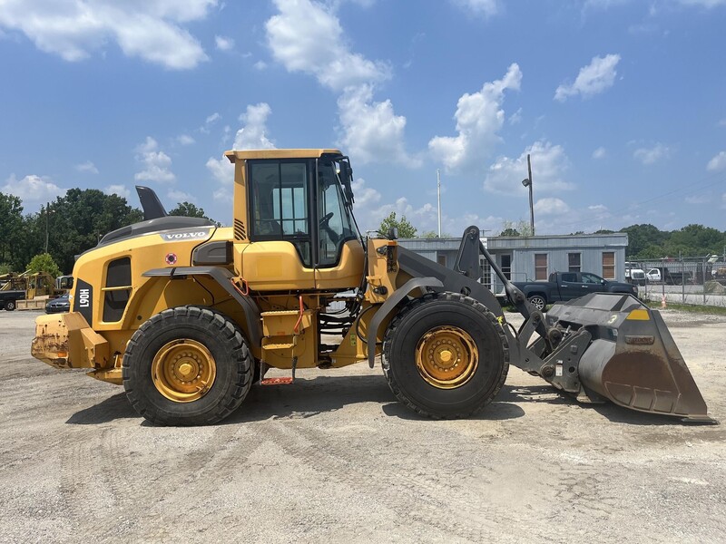 Used Wheel Loaders for Sale - 1055 Listings | Machinery Pete