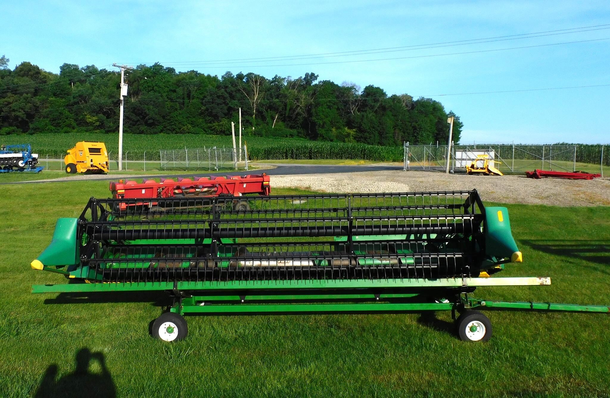 John Deere 920F Platform - $8,950 | Machinery Pete