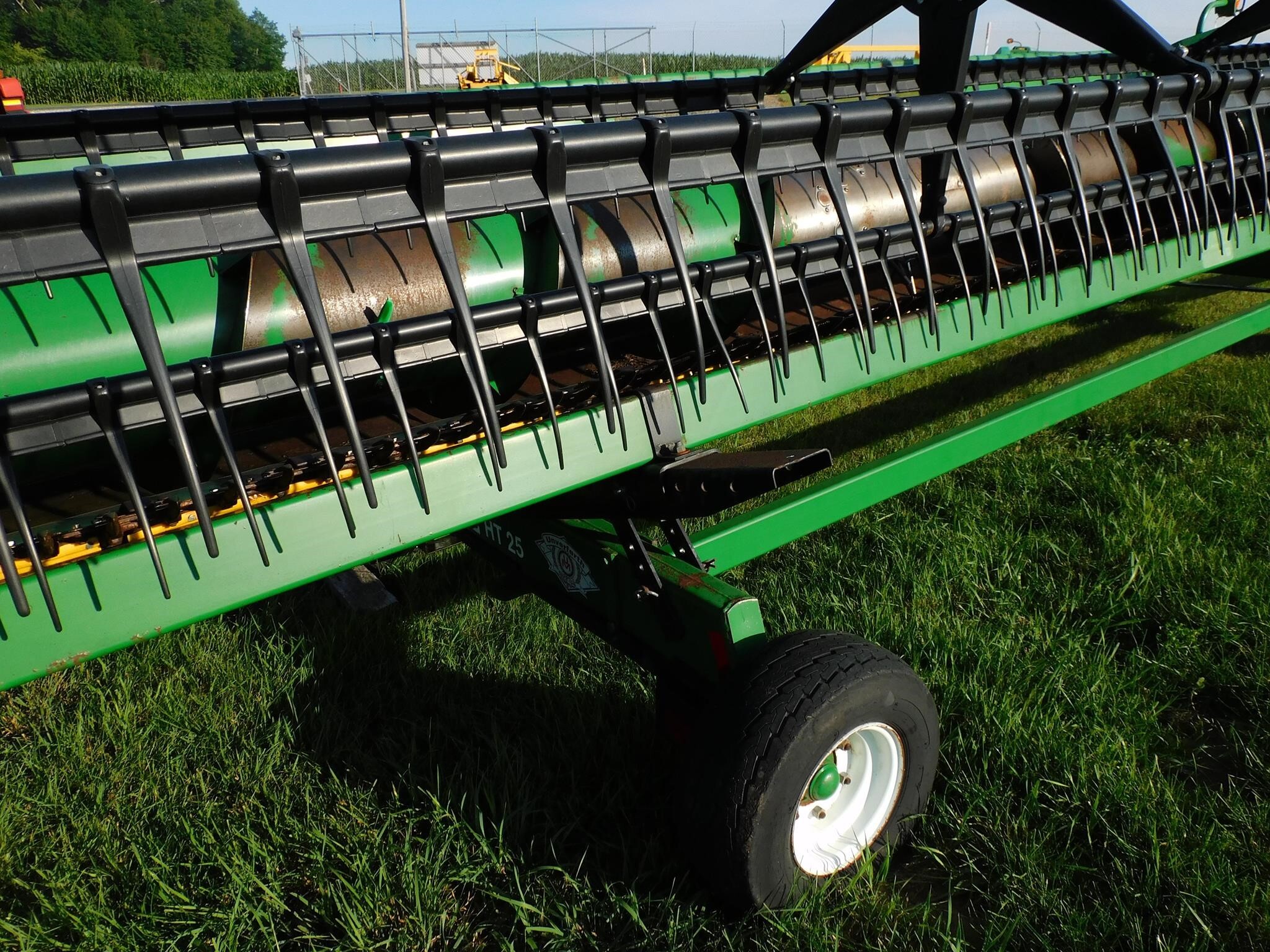 John Deere 920F Platform - $8,950 | Machinery Pete