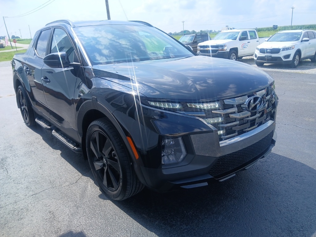 2024 Hyundai Santa Cruz Car - $32,512 | Machinery Pete