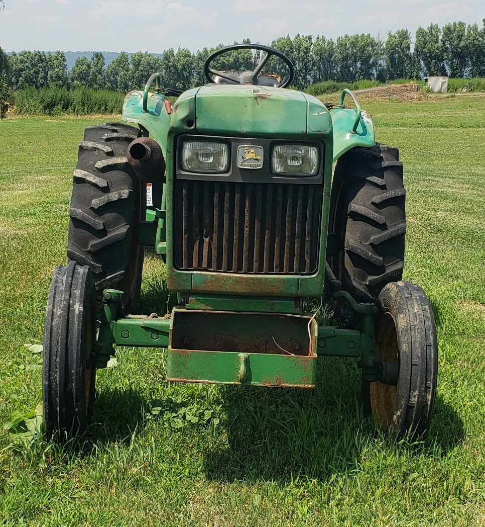 John Deere 850 Tractor - $4,900 | Machinery Pete
