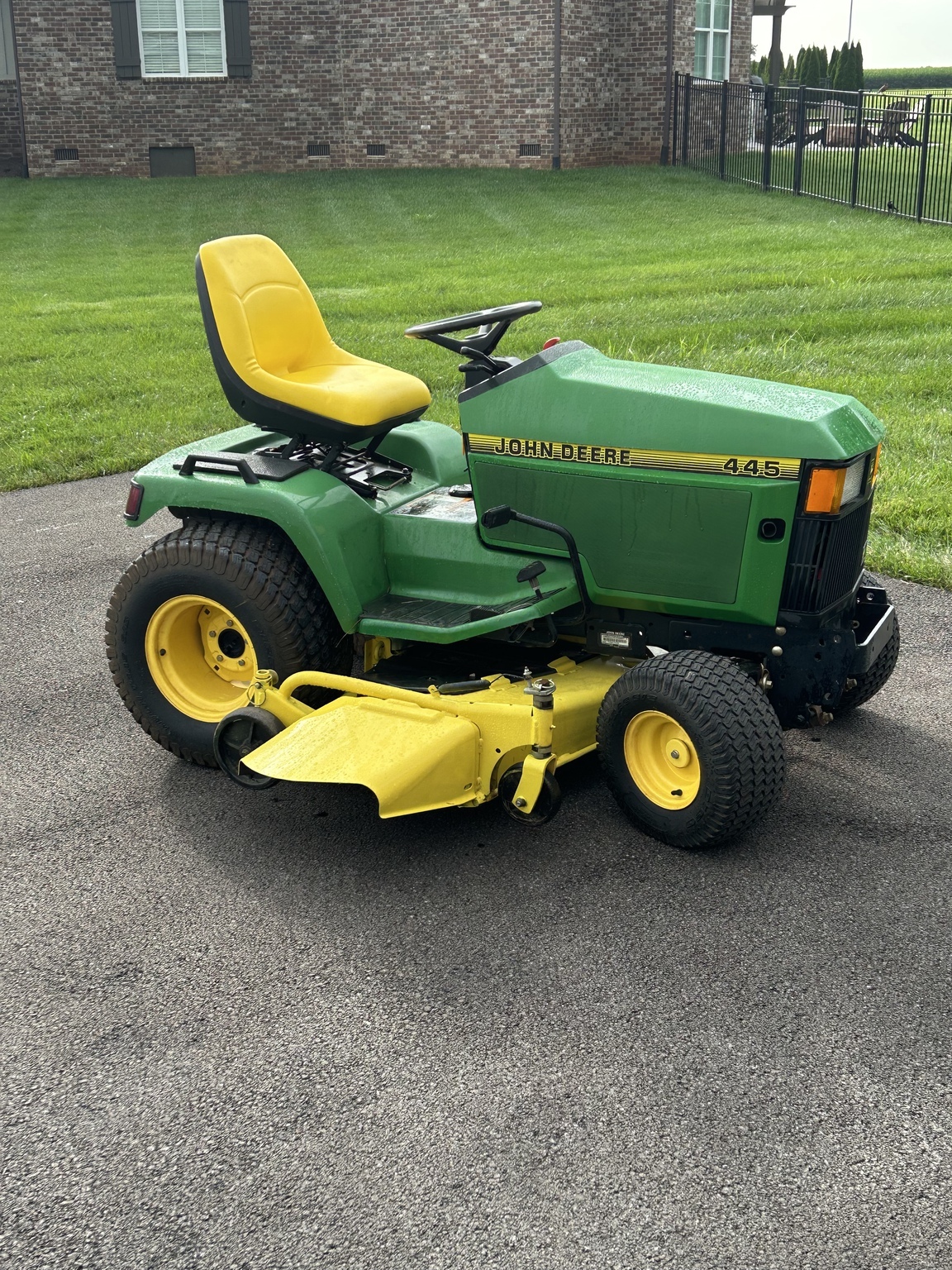 1996 John Deere 445 Lawn Mower - $3,495 | Machinery Pete
