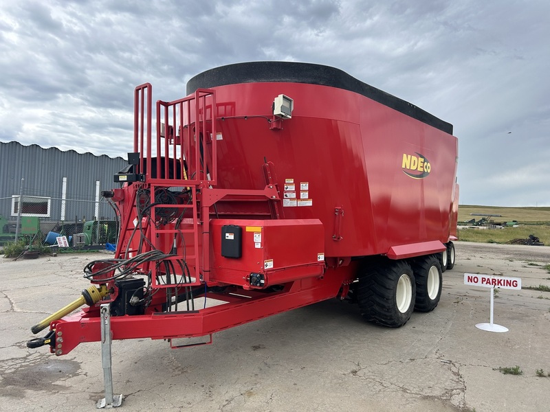 Used Livestock Equipment for Sale | Machinery Pete