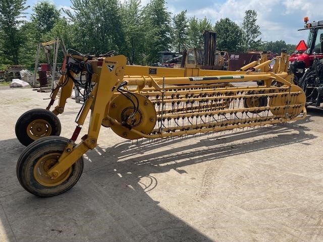Vermeer R2800 Rake - $22,500 | Machinery Pete