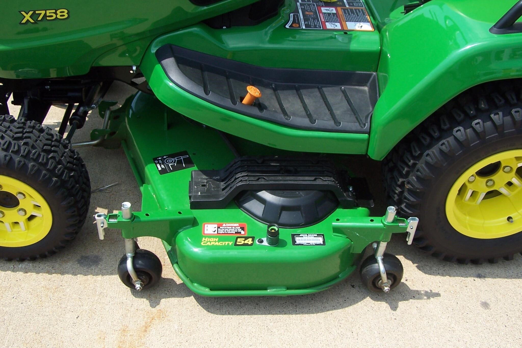 2024 John Deere X758 Lawn Mower - $14,800 | Machinery Pete