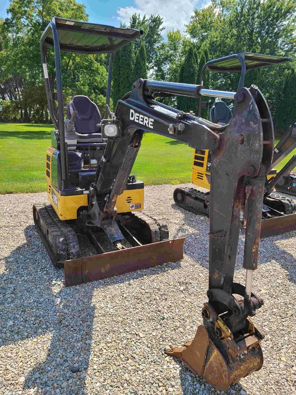 2021 Deere 17G Mini Excavator - $17,900 | Machinery Pete