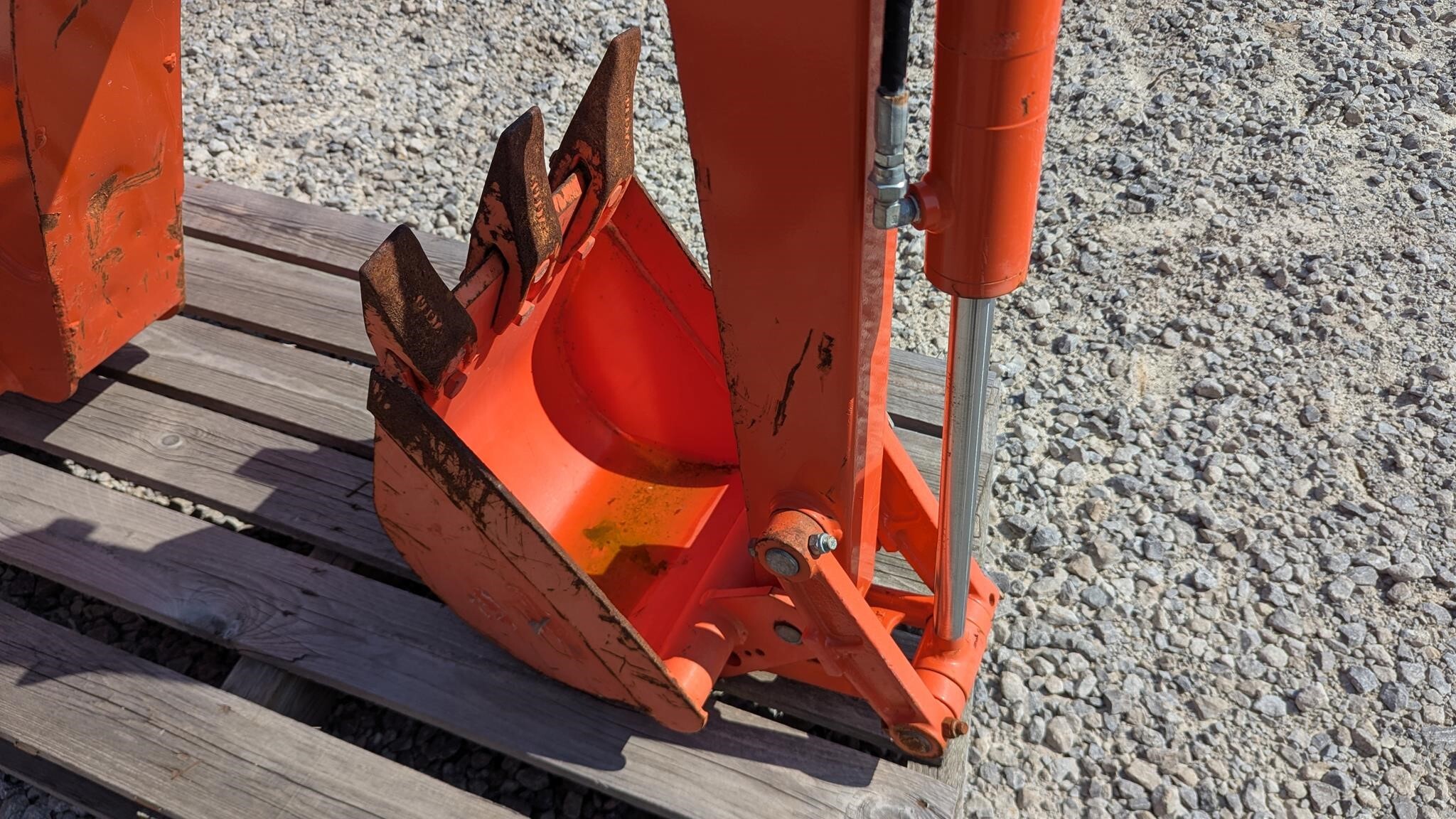 Kubota BT603 Backhoe and Excavator Attachment - $4,900 | Machinery Pete
