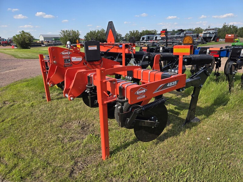 Used V Rippers for Sale - 70 Listings | Machinery Pete
