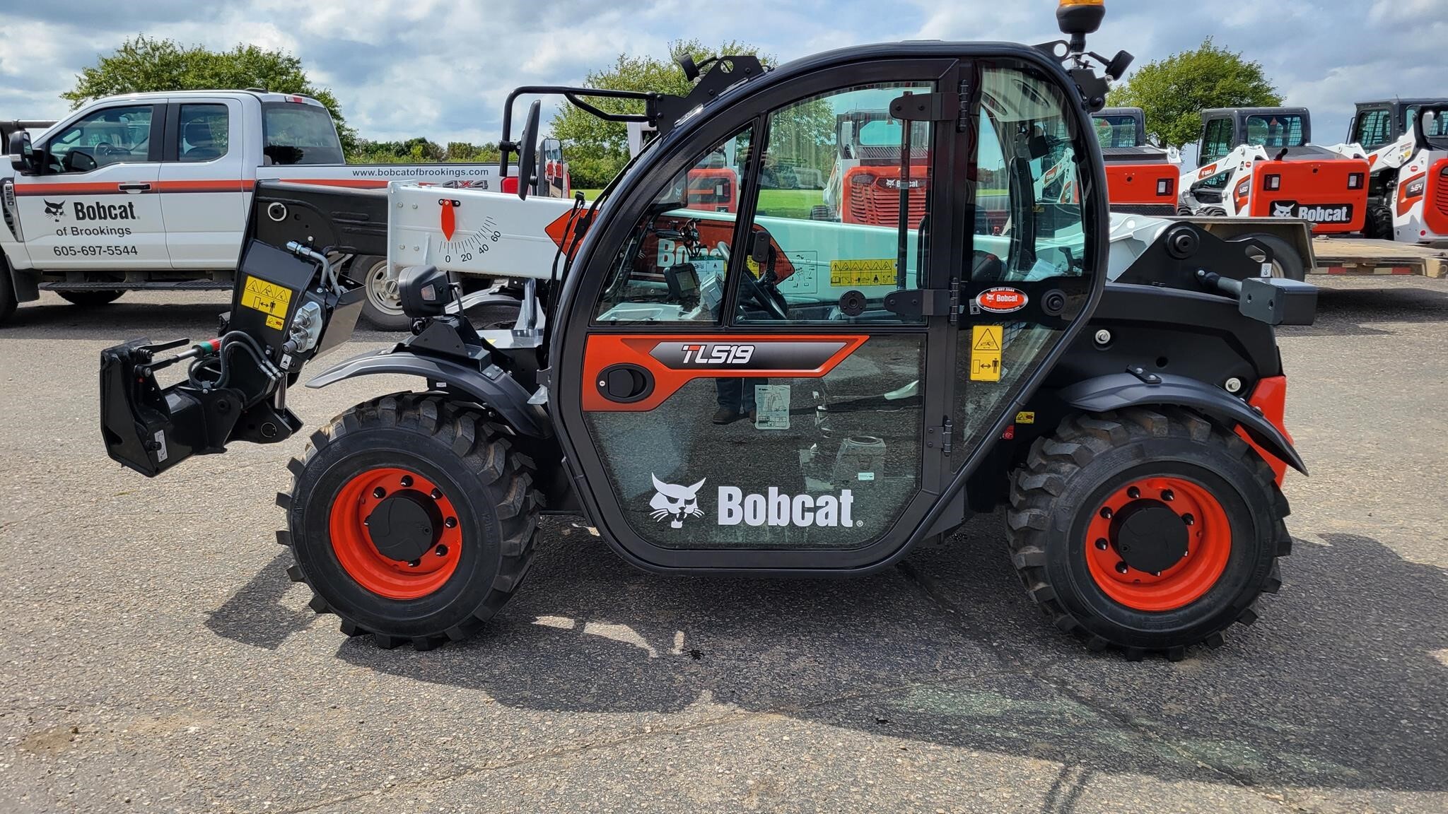 2025 Bobcat TL519 Telehandler - $Call | Machinery Pete