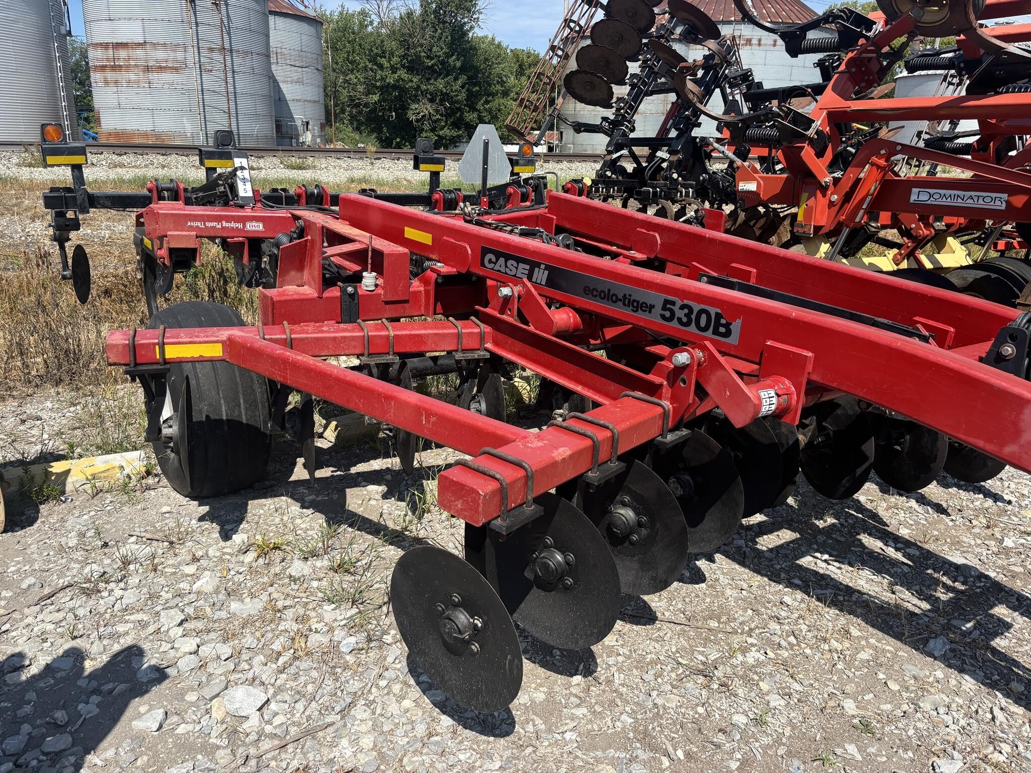 Case IH Ecolo-Tiger 530B Disk Chisel - $12,500 | Machinery Pete