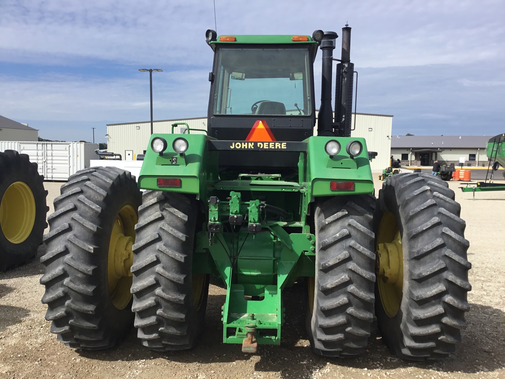 1990 John Deere 8560 Tractor - $37,900 | Machinery Pete