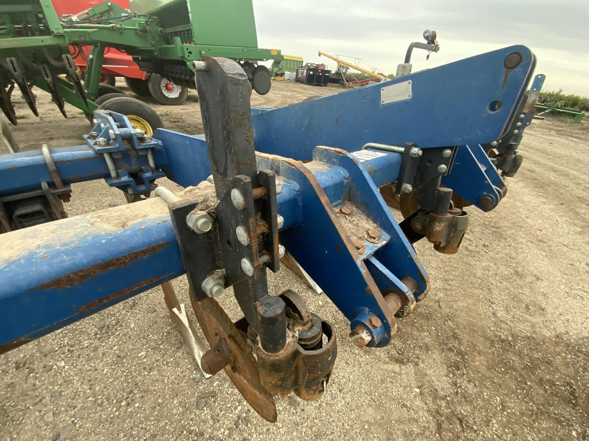 Blu-Jet Sub Tiller II In-Line Ripper - $7,000 | Machinery Pete
