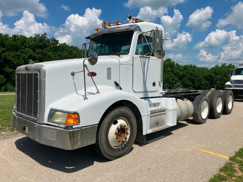 Used Peterbilt Semi Trucks/Trailers for Sale - 251 Listings | Machinery ...