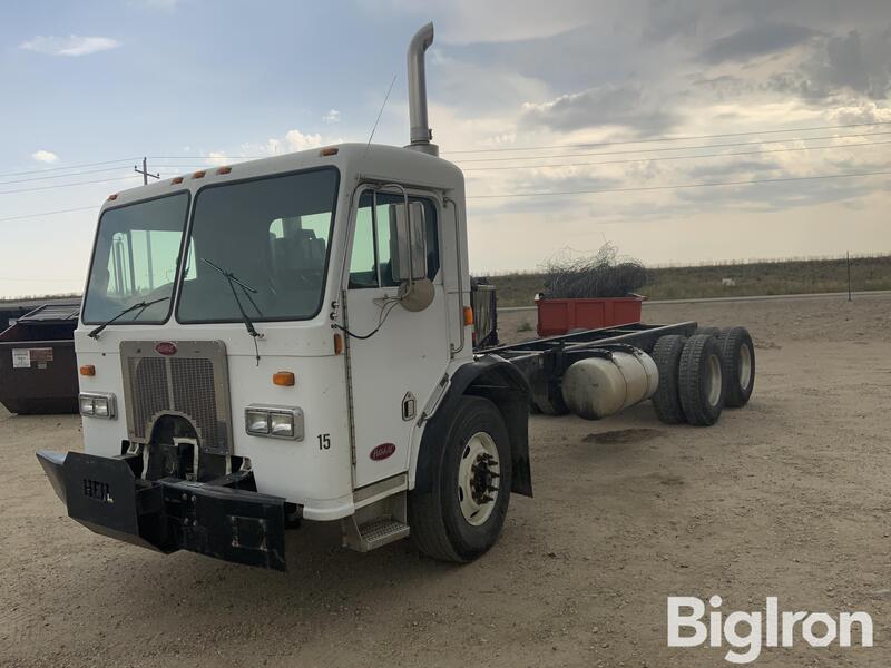 Used Peterbilt Semi Trucks/Trailers for Sale - 279 Listings | Machinery ...