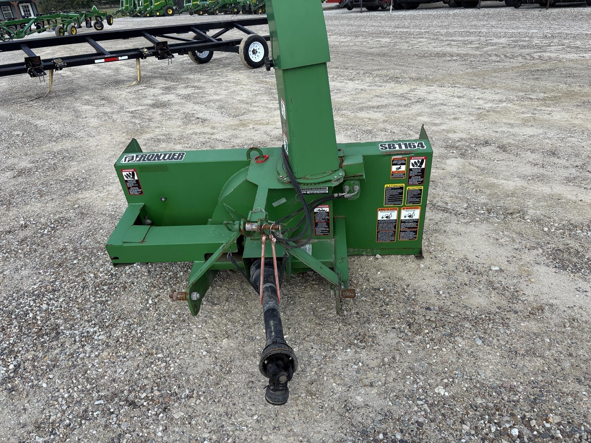 Frontier SB1164 Snow Blower - $1,950 | Machinery Pete