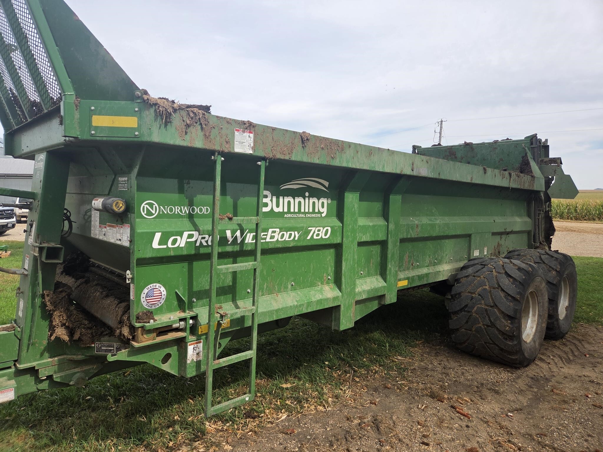 2022 Bunning LOPRO WIDEBODY 780 Manure Spreader - $72,500 | Machinery Pete