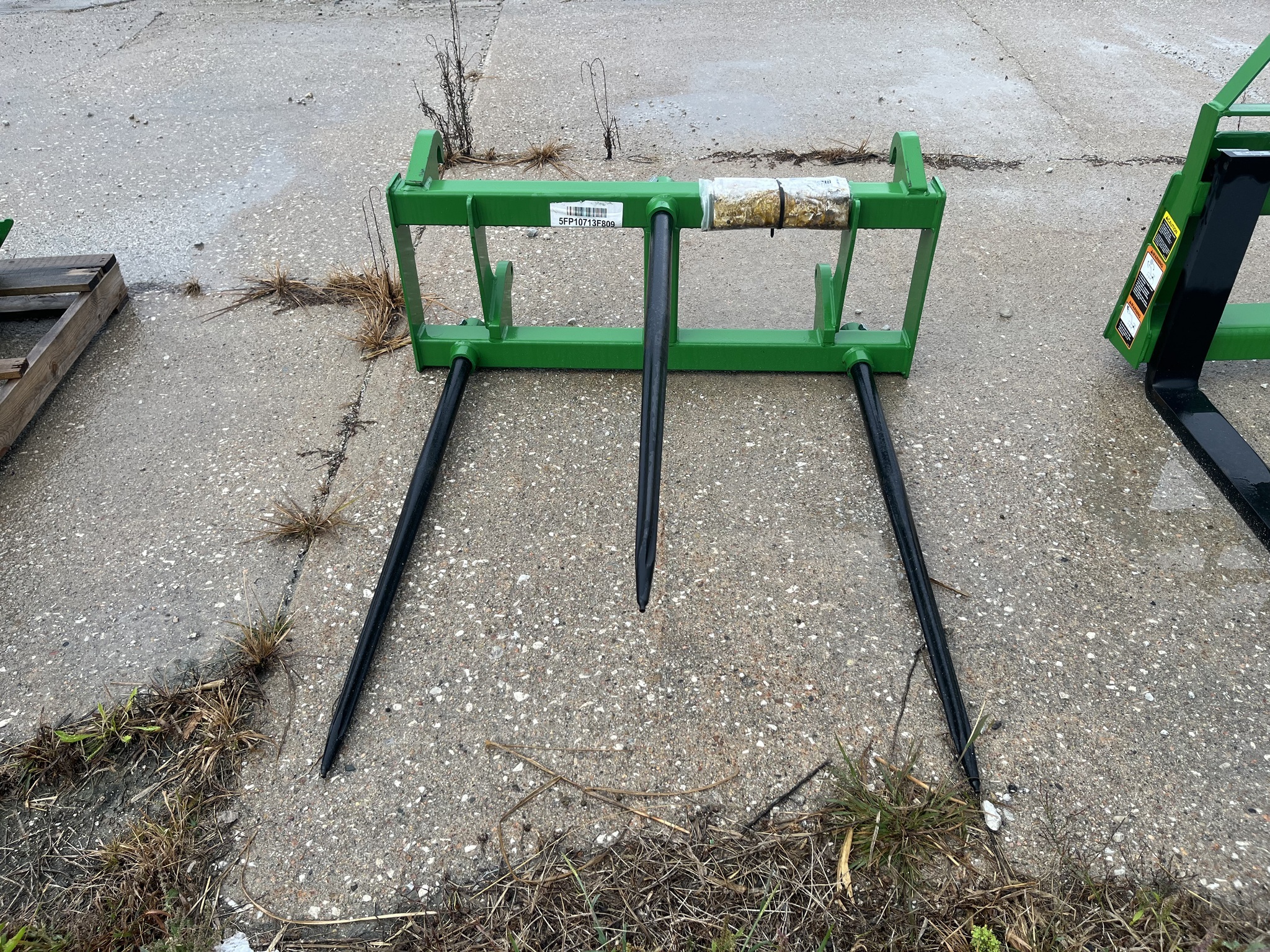 2024 Frontier AB12G Loader and Skid Steer Attachment - $1,000 ...