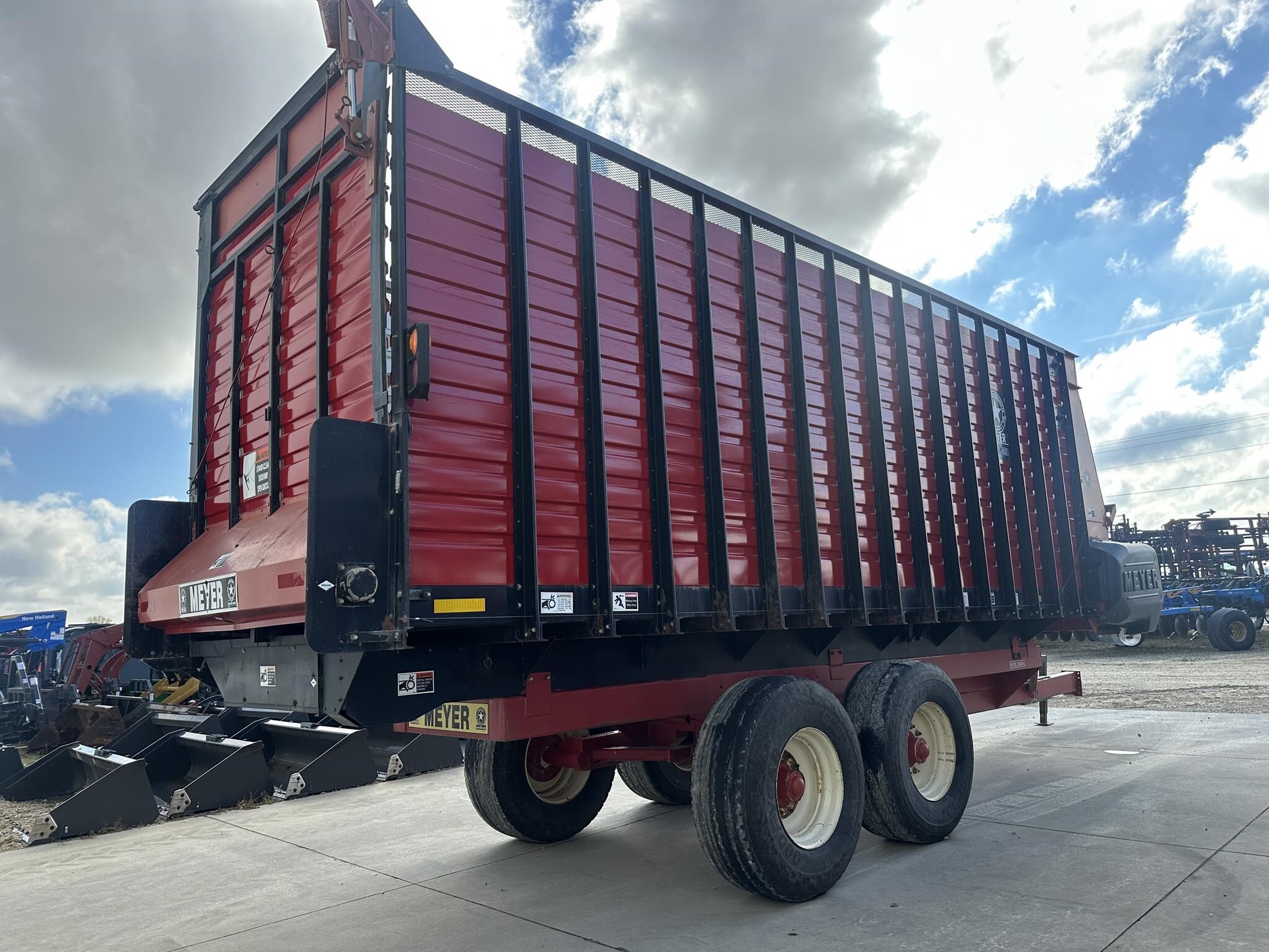 2006 Meyer 6222 Forage Wagon - $29,500 | Machinery Pete