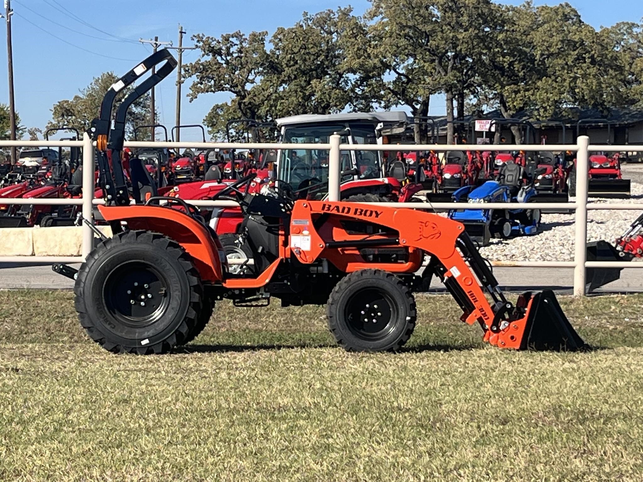 2026 Bad Boy 3026H Tractor - $22,281 | Machinery Pete