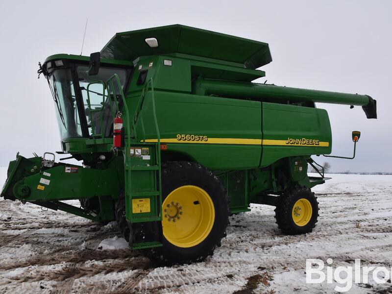 Used John Deere 9560 STS Combines for Sale - 11 Listings | Machinery Pete