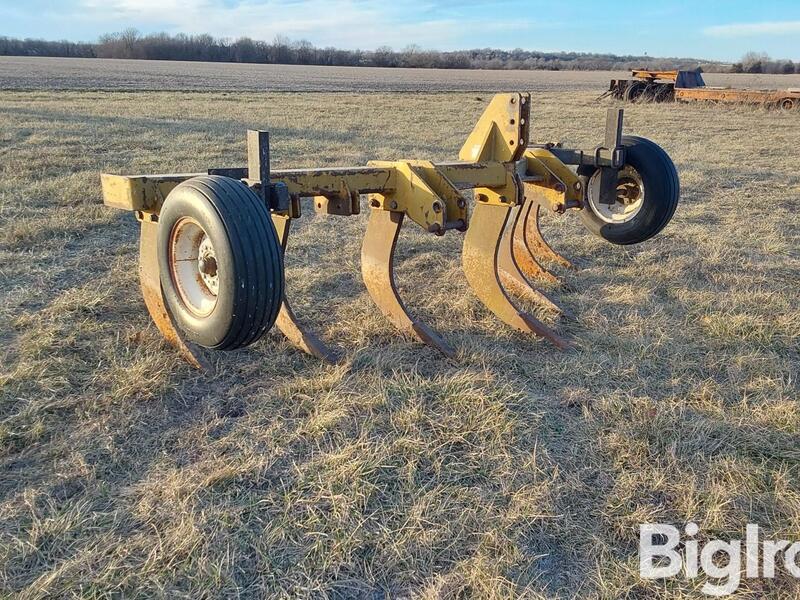 Used V Rippers for Sale - 62 Listings | Machinery Pete